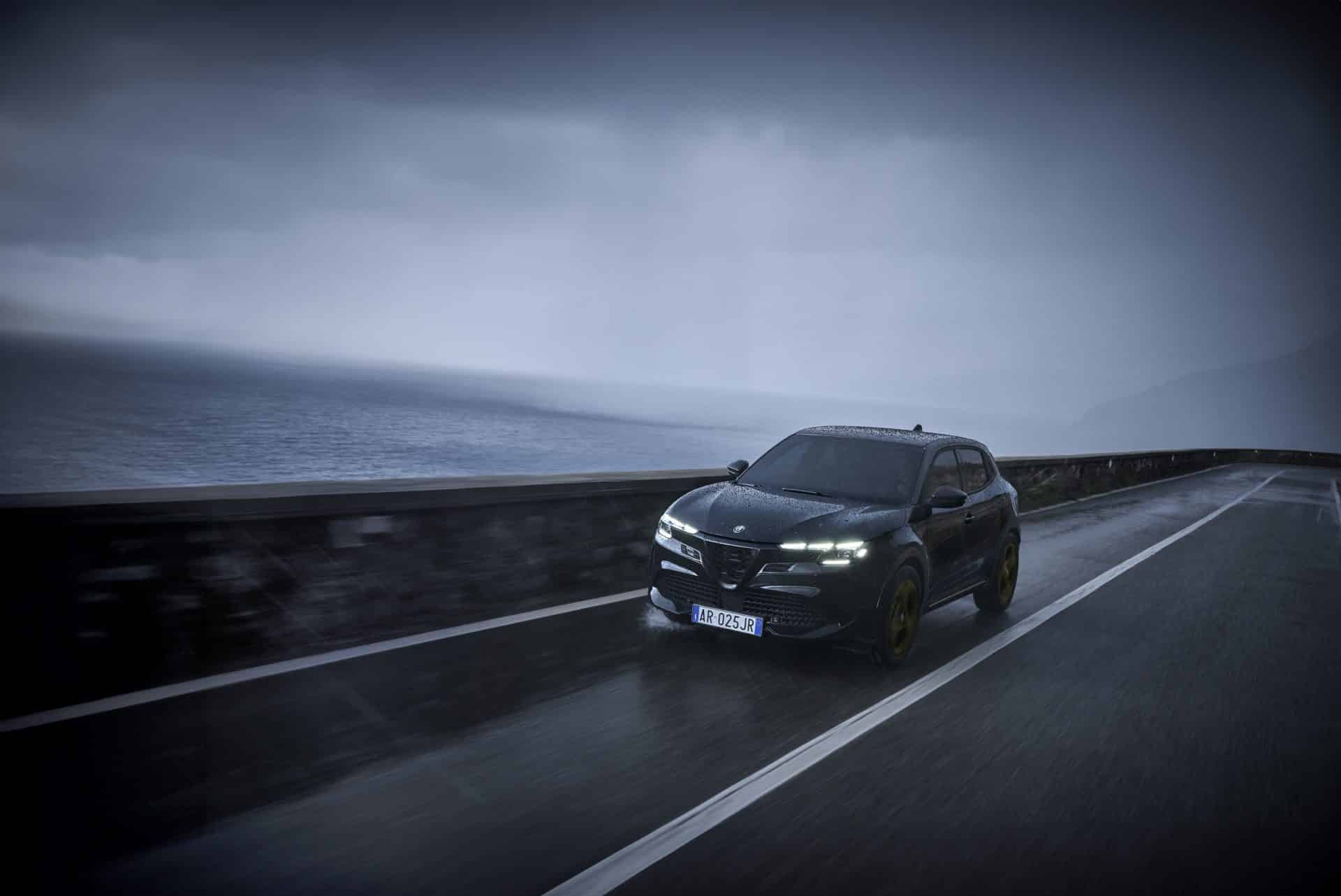 Διαθέσιμη στην Ελλάδα η Alfa Romeo Junior Intensa – Τιμές | Sofokleousin.gr