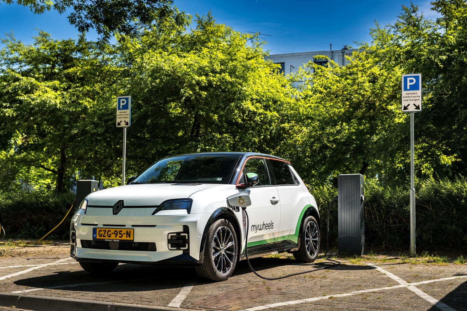 Renault Group -Ευρωπαϊκή πρωτιά με car-sharing και V2G - Cars Electric