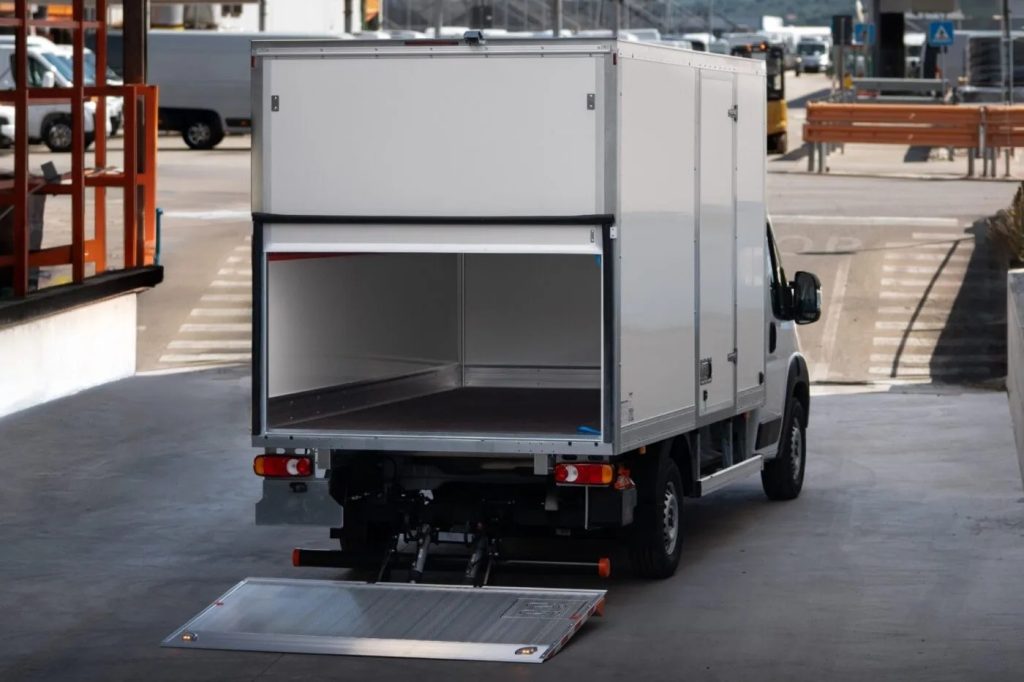 Νέο Fiat Cargo Box: Ηλεκτρικό βαν υψηλών επιδόσεων από τη Stellantis ...