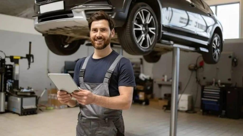 Η αλήθεια για τα ηλεκτρικά αυτοκίνητα: Γιατί η συντήρηση κοστίζει όσο ...